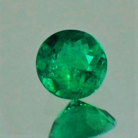 Smaragd - der exklusivste aller grünen Edelsteine. | carat-online.at ...